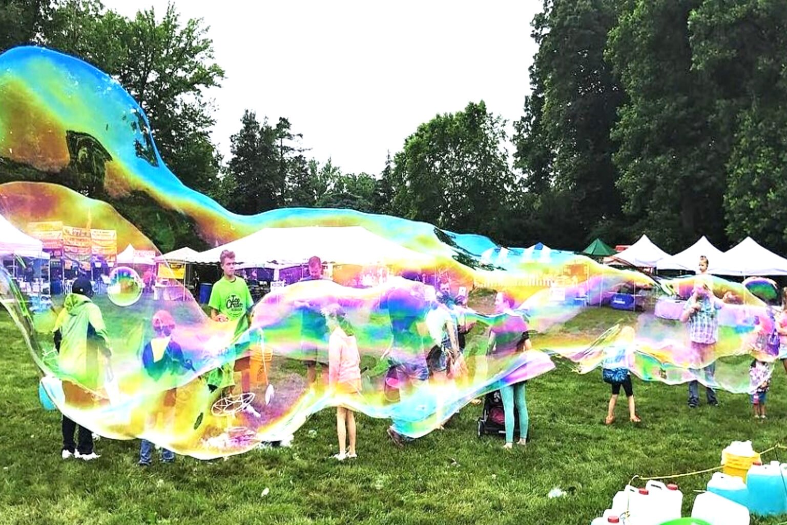 Big Bubble Fest – Vertical Kids